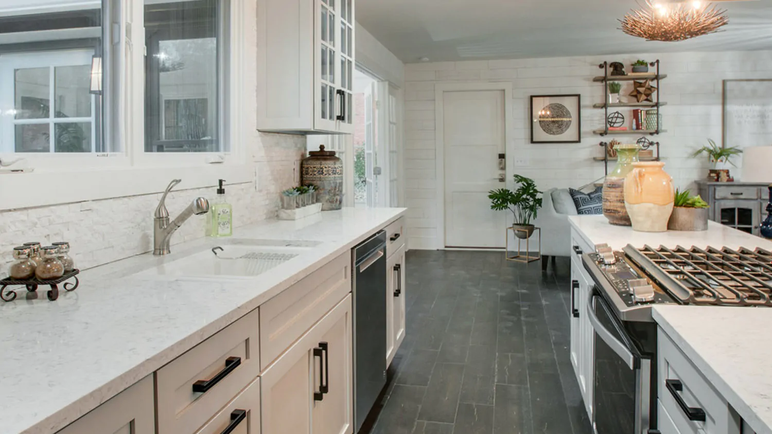 Countertops | Order Granite and Quartz Samples